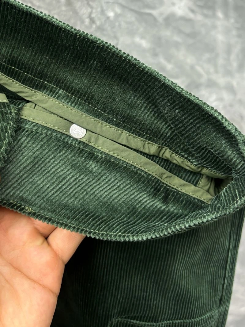 Factory-made Louis Vuitton Short Pants
