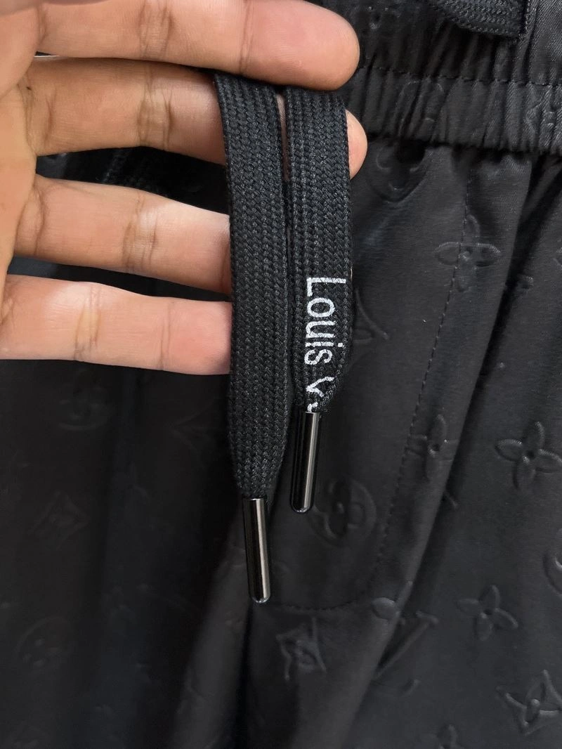 Budget-friendly Louis Vuitton Short Pants