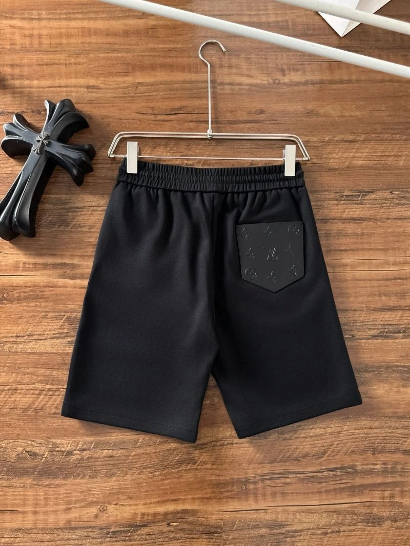 Accurate model Louis Vuitton Short Pants