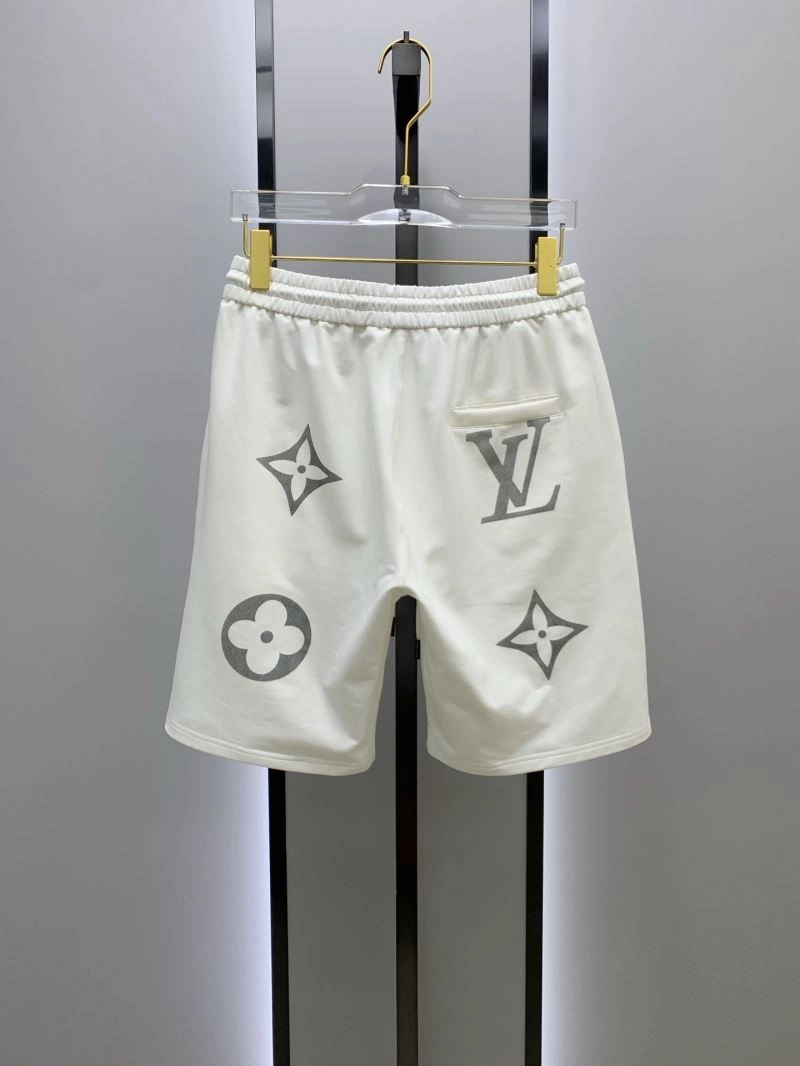 Value-priced Louis Vuitton Short Pants