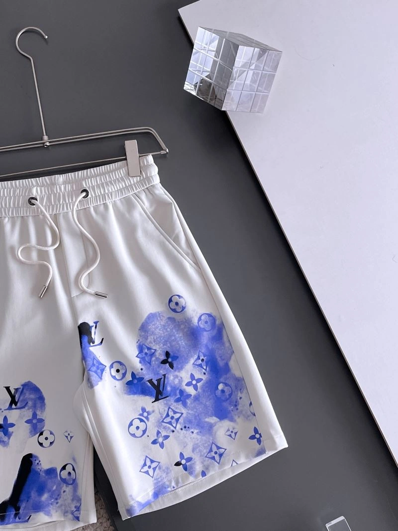 Accurate model Louis Vuitton Short Pants
