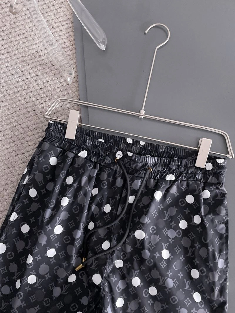 Top mirror Louis Vuitton Short Pants