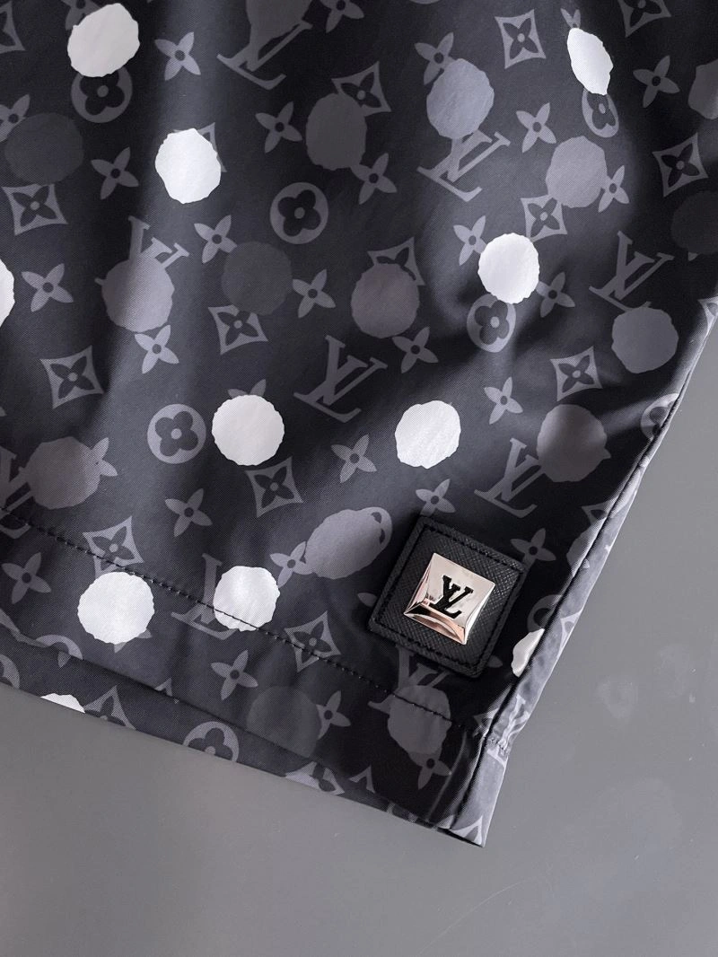 Top mirror Louis Vuitton Short Pants