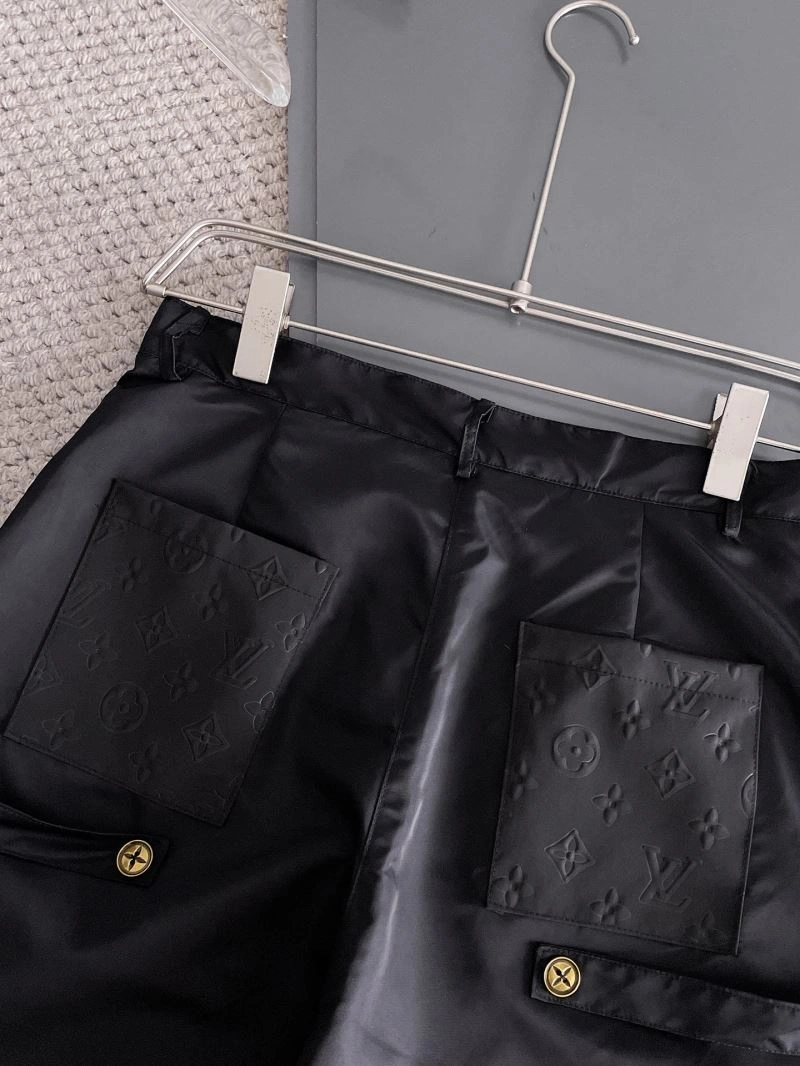 Brand-authenticated Louis Vuitton Short Pants