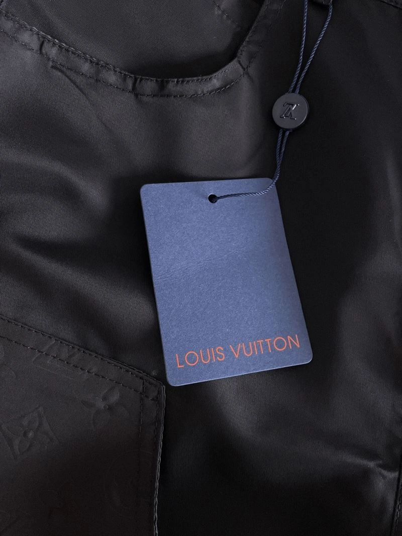 Brand-authenticated Louis Vuitton Short Pants