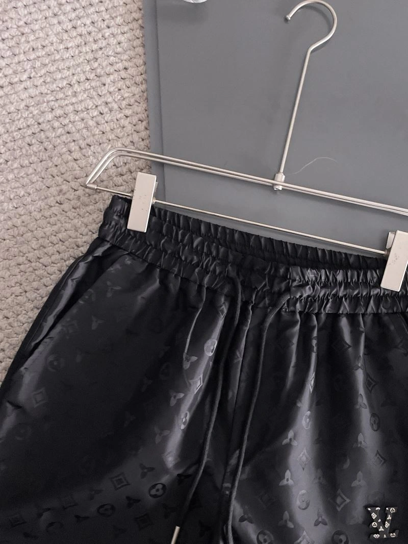 Indistinguishable Louis Vuitton Short Pants