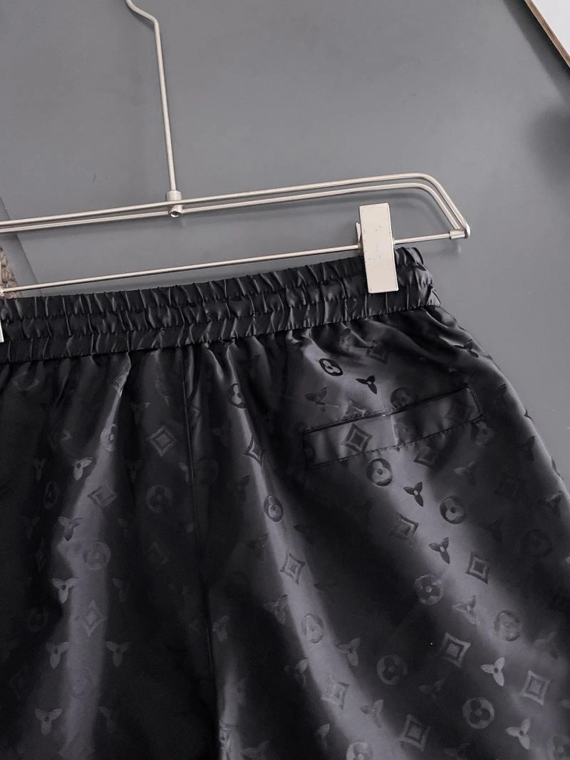 Indistinguishable Louis Vuitton Short Pants