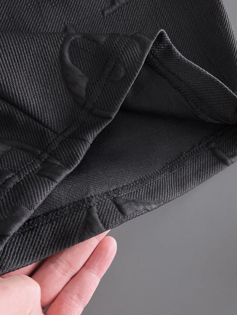 Official Louis Vuitton Short Pants