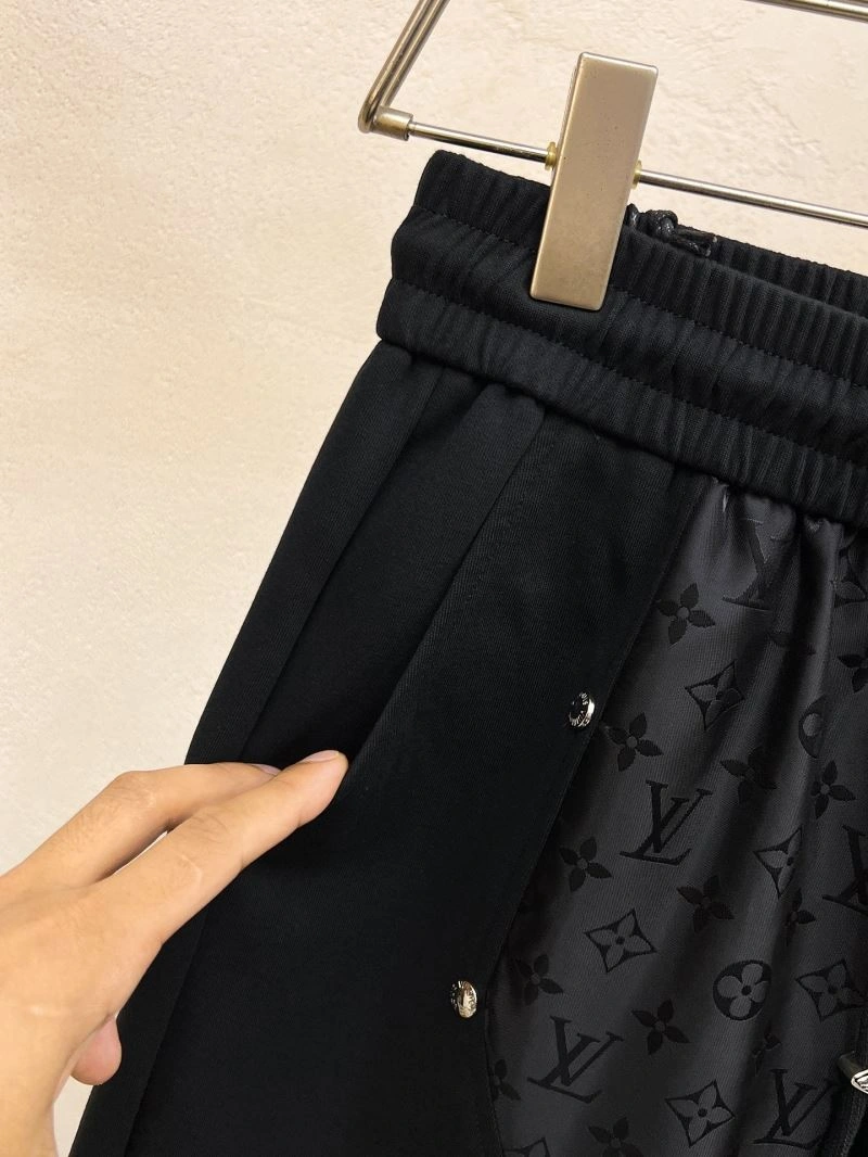 Inexpensive Louis Vuitton Short Pants