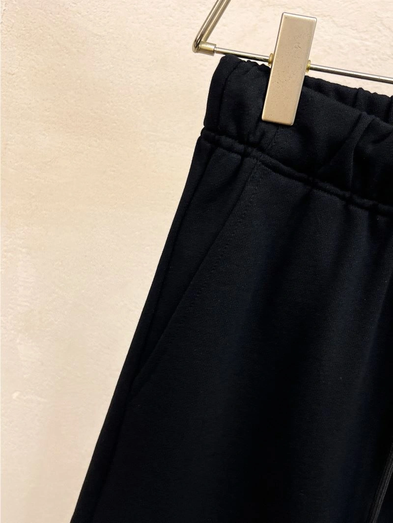Budget-friendly Louis Vuitton Short Pants