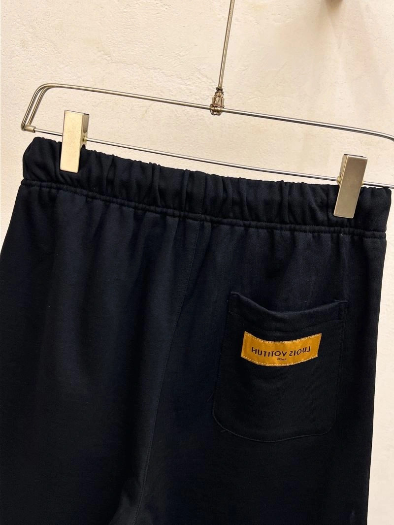Budget-friendly Louis Vuitton Short Pants