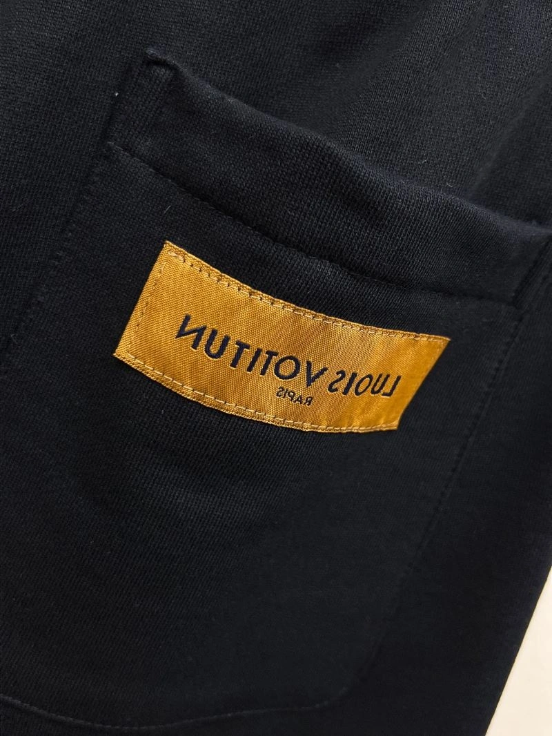 Budget-friendly Louis Vuitton Short Pants