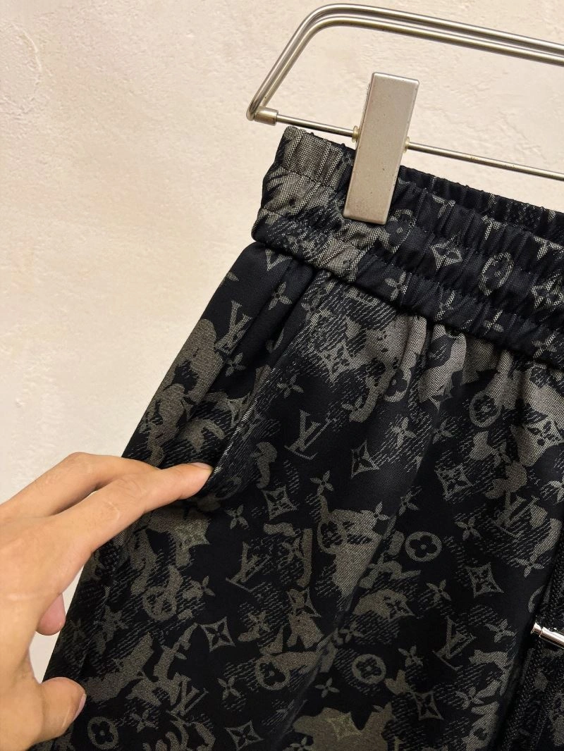 Top match Louis Vuitton Short Pants