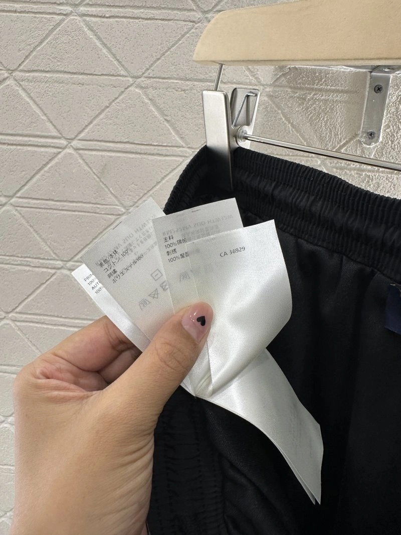 High fidelity Louis Vuitton Short Pants