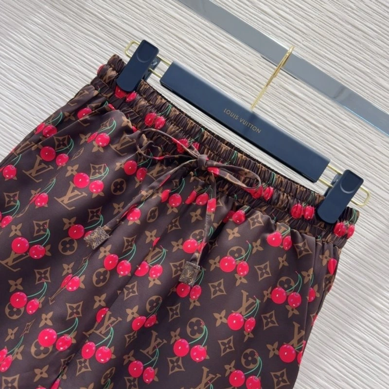 Low-cost Louis Vuitton Short Pants