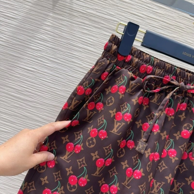 Low-cost Louis Vuitton Short Pants