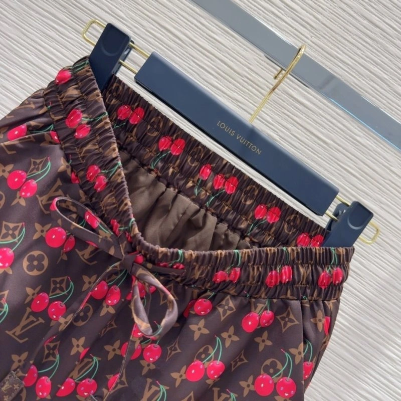 Low-cost Louis Vuitton Short Pants