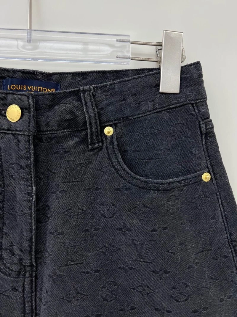 Discounted Louis Vuitton Short Pants