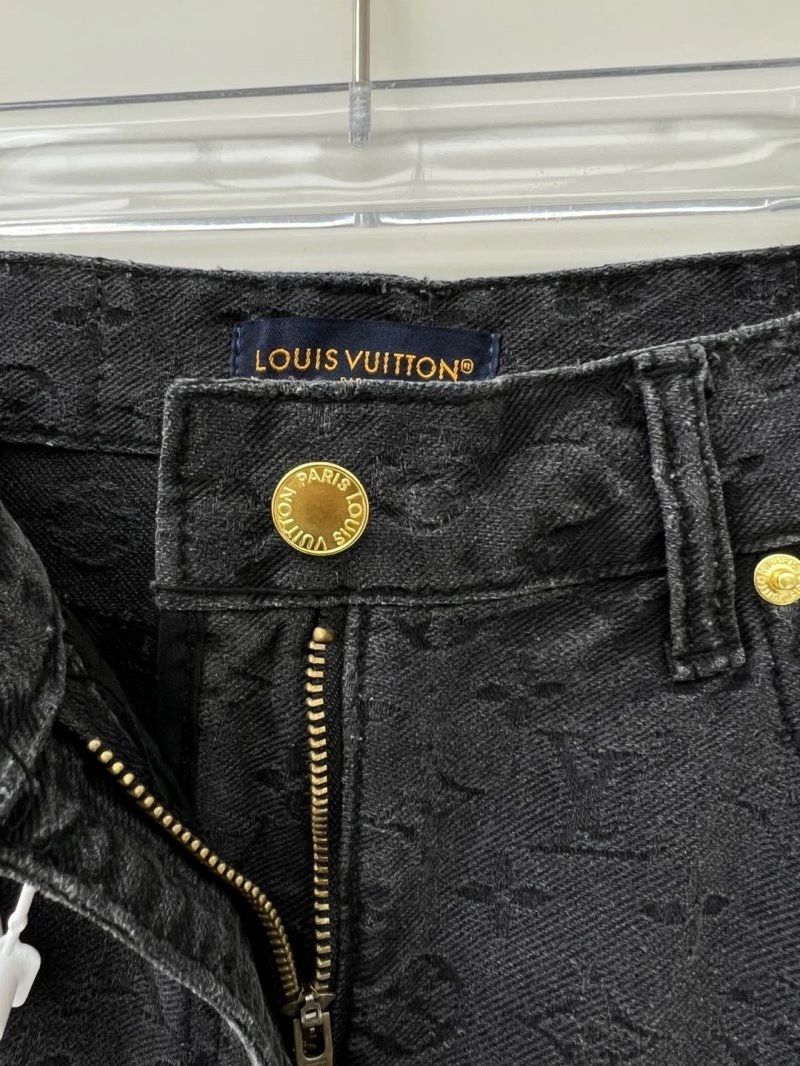 Discounted Louis Vuitton Short Pants