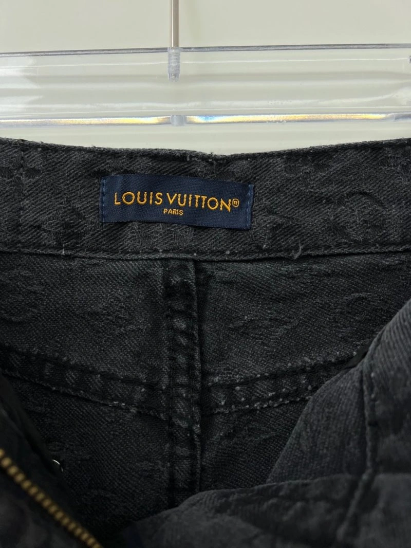 Discounted Louis Vuitton Short Pants