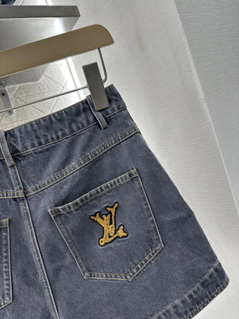 Cut-rate Louis Vuitton Short Pants