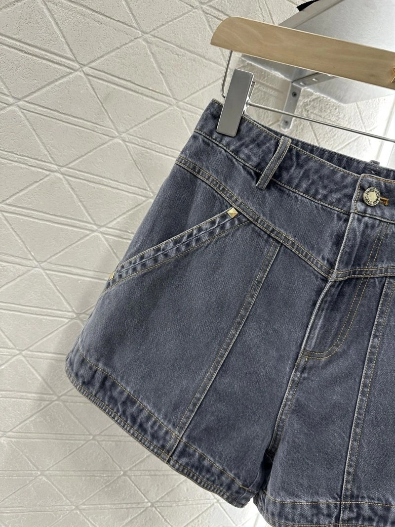 Cut-rate Louis Vuitton Short Pants