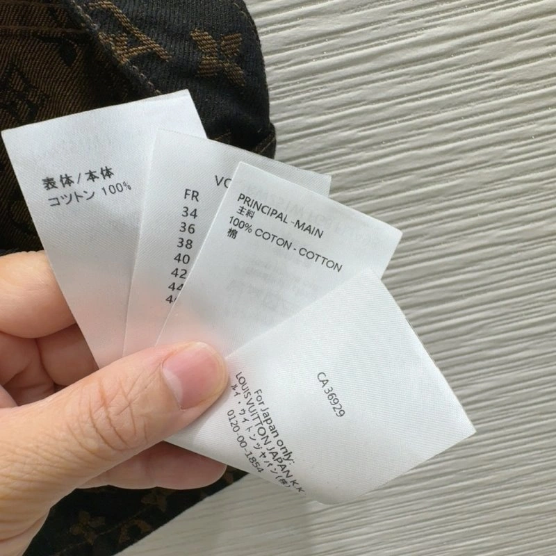 Value-priced Louis Vuitton Short Pants