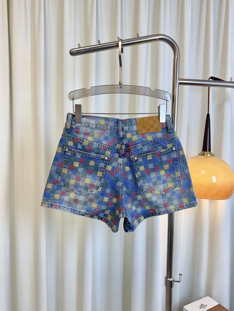 Top match Louis Vuitton Short Pants