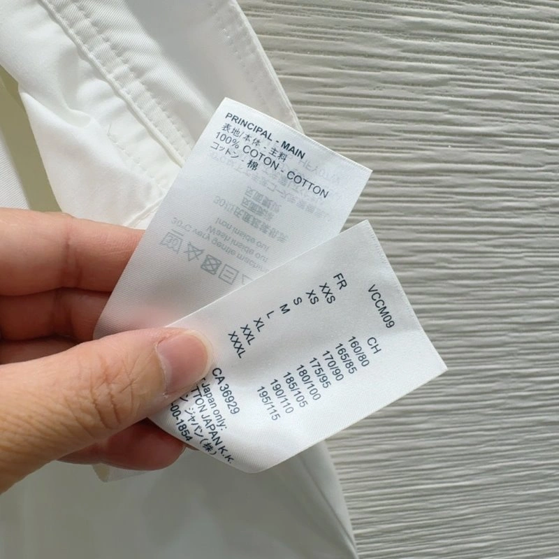 Brand-authenticated Louis Vuitton Short Pants
