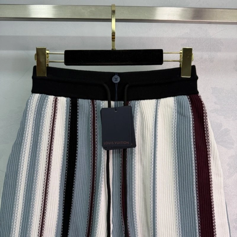 Exact replica Louis Vuitton Short Pants