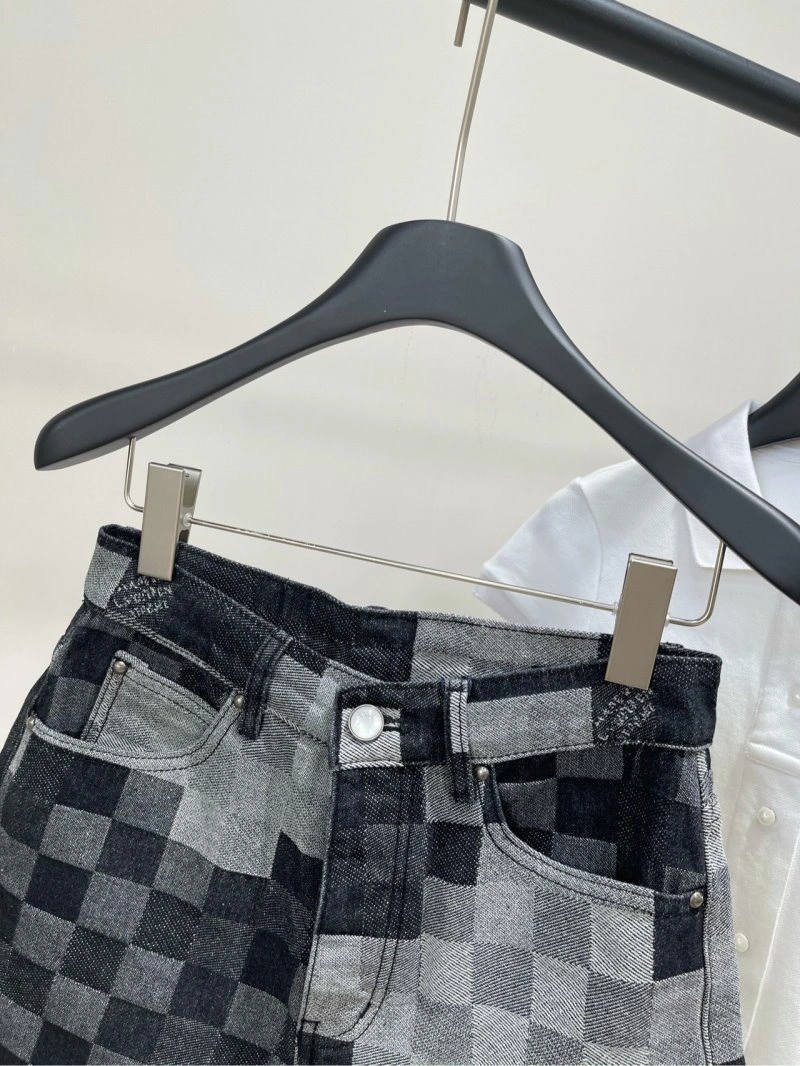 Cut-rate Louis Vuitton Short Pants