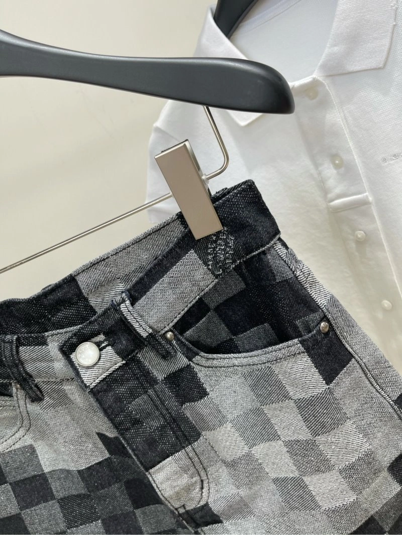 Cut-rate Louis Vuitton Short Pants