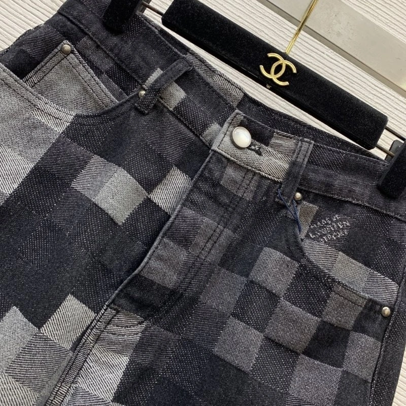 Low-cost Louis Vuitton Short Pants