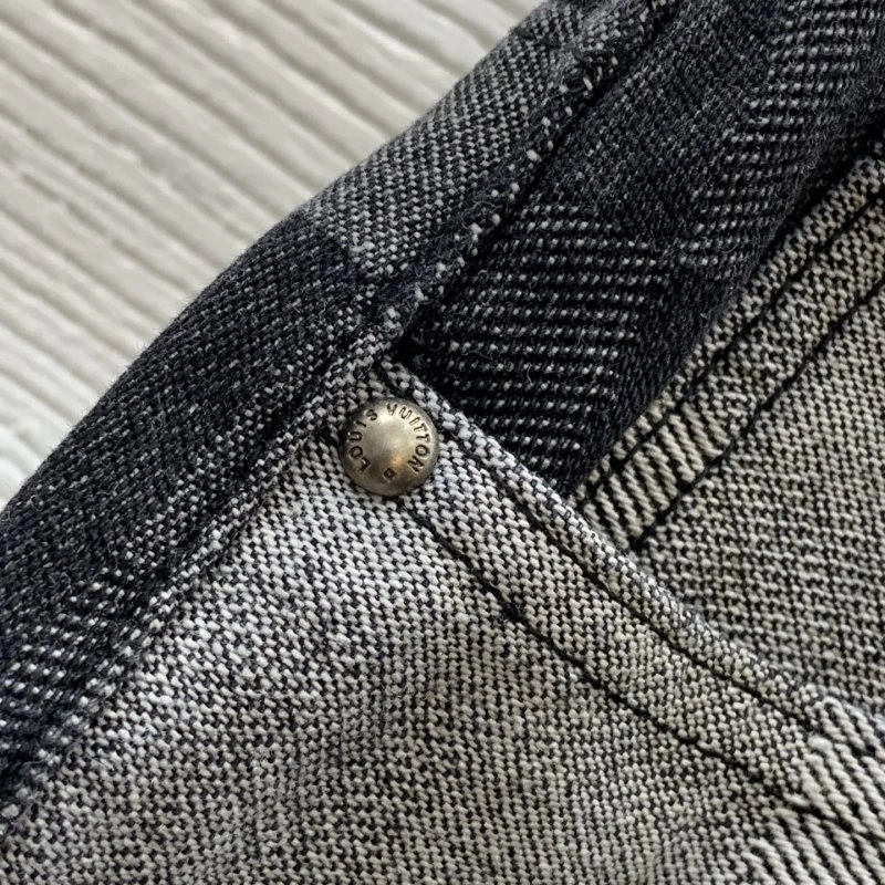 Low-cost Louis Vuitton Short Pants