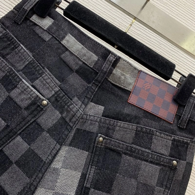 Low-cost Louis Vuitton Short Pants