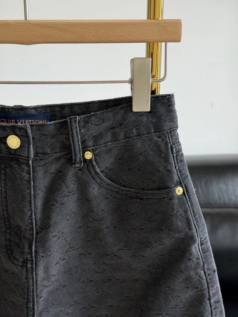 Cut-rate Louis Vuitton Short Pants