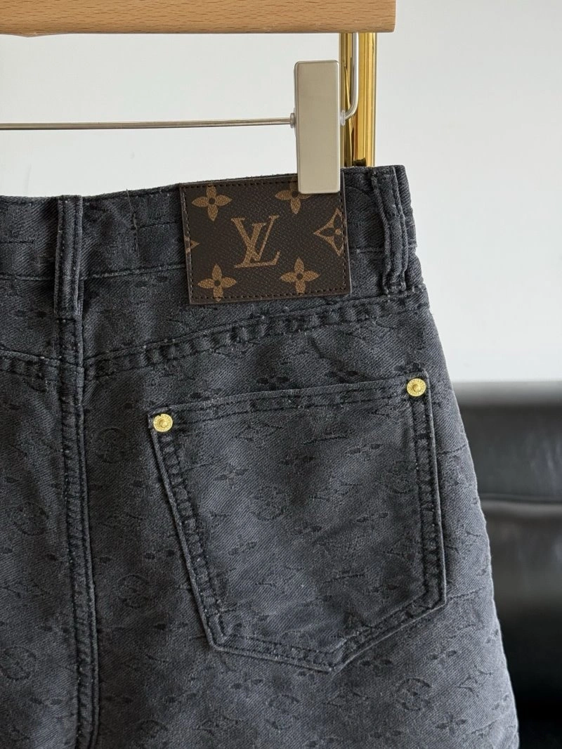 Cut-rate Louis Vuitton Short Pants