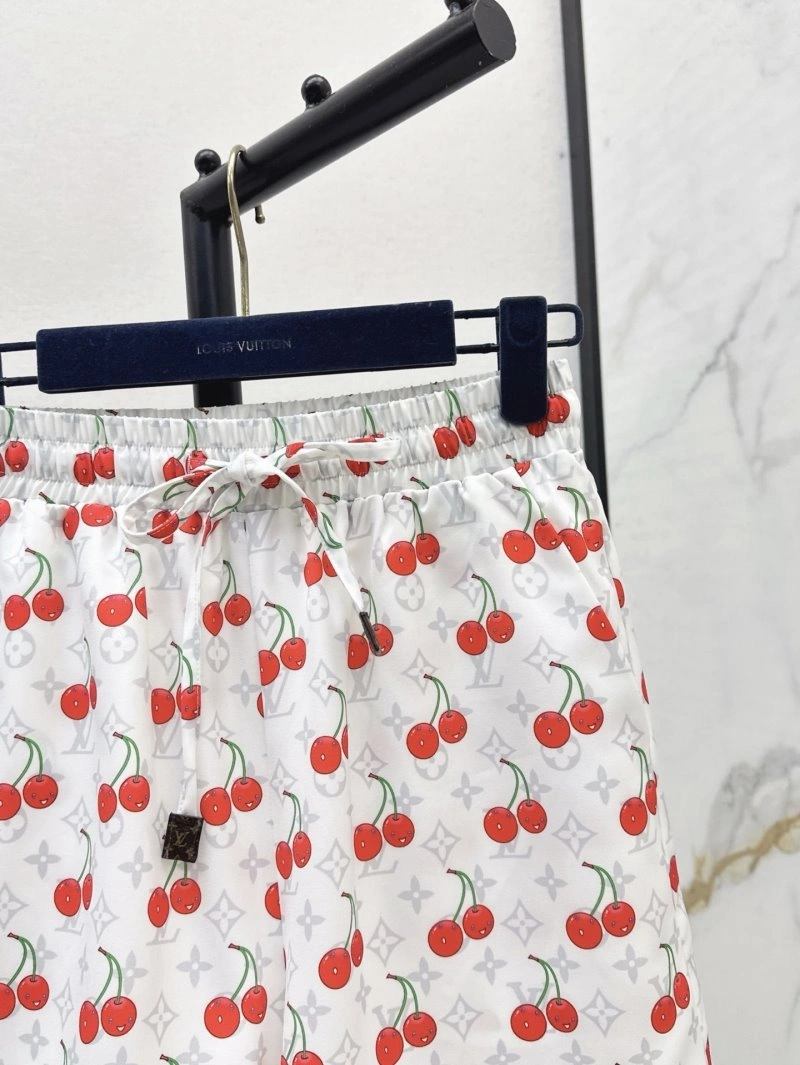 Inexpensive Louis Vuitton Short Pants