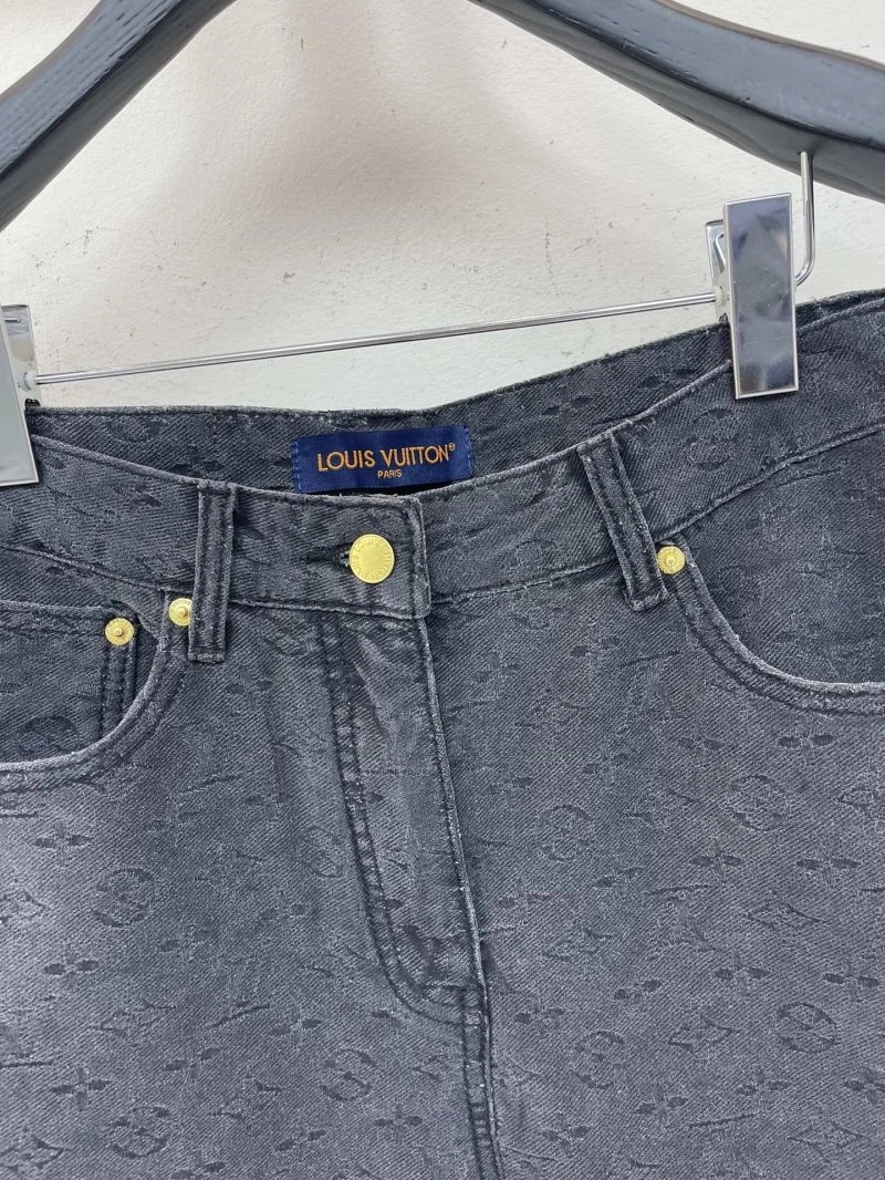 Bargain Louis Vuitton Short Pants