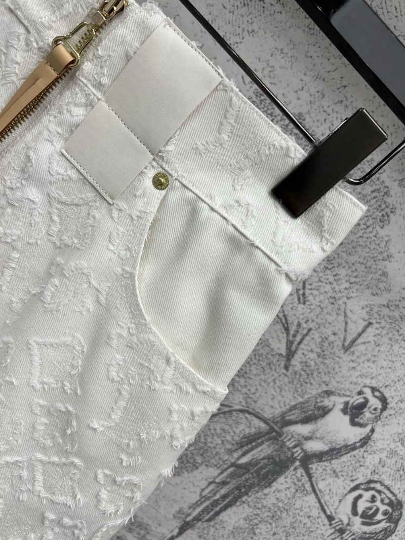 Inexpensive Louis Vuitton Short Pants