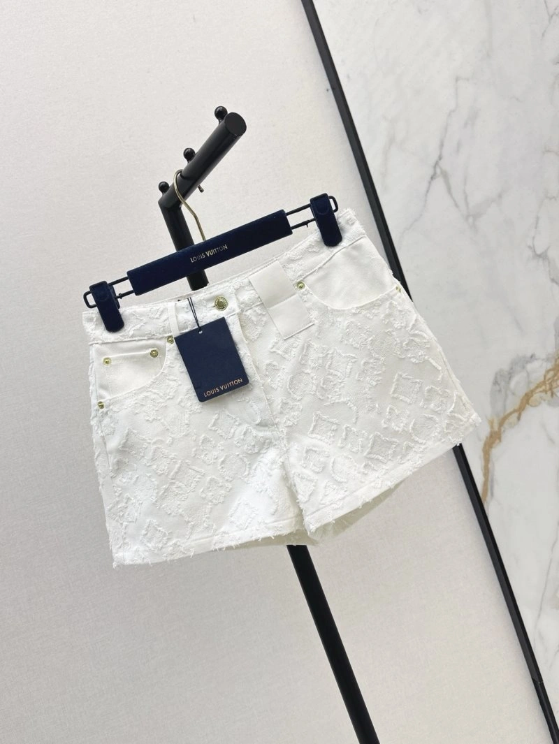 Budget-friendly Louis Vuitton Short Pants
