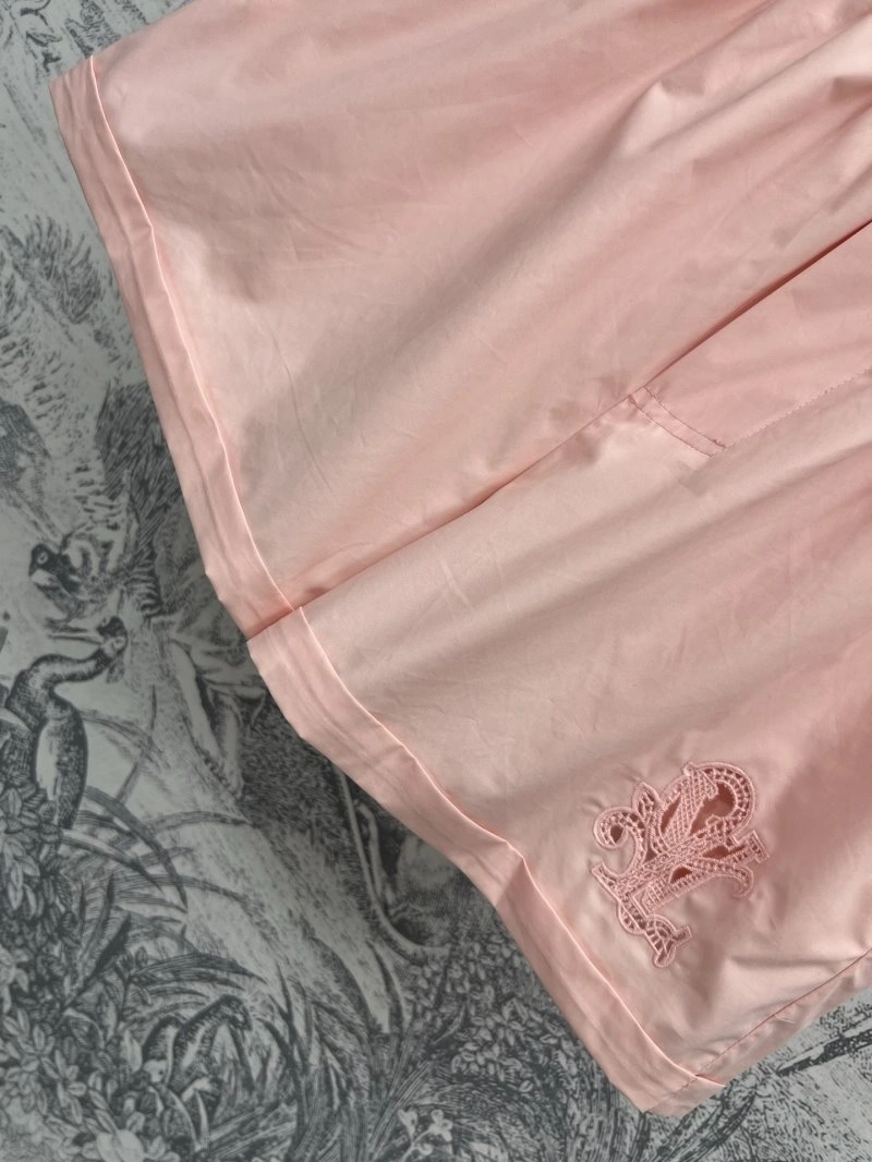 Official Louis Vuitton Short Pants