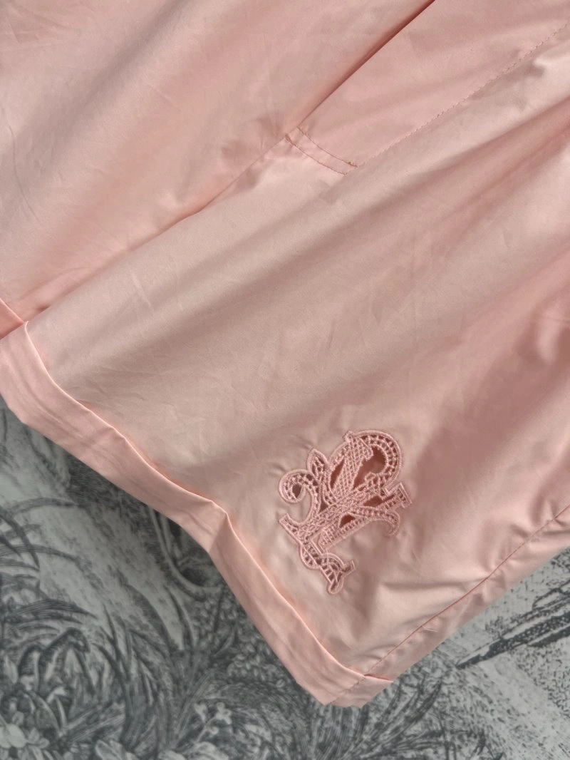 Official Louis Vuitton Short Pants