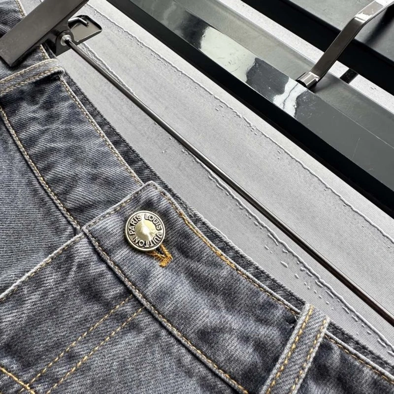 Affordable Louis Vuitton Short Pants