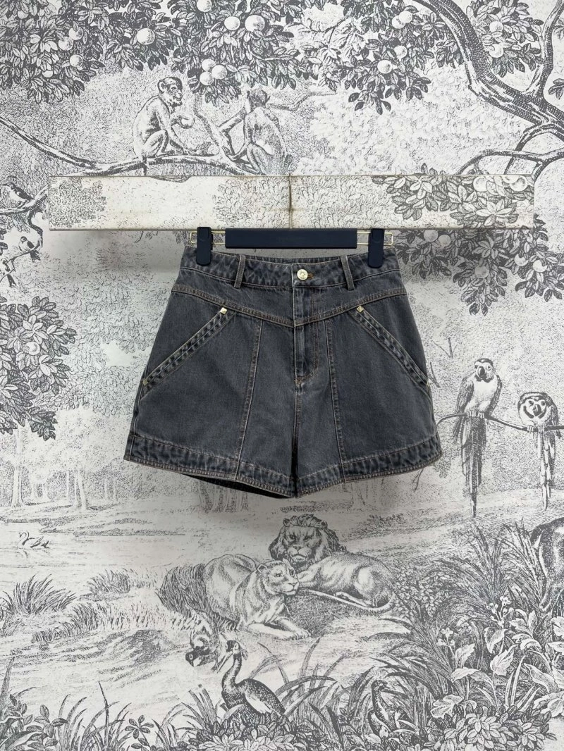 Louis Vuitton Short Pants