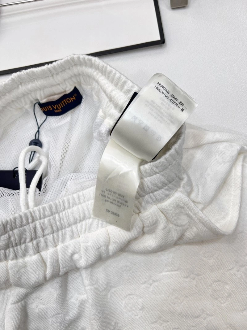 Top mirror Louis Vuitton Short Pants