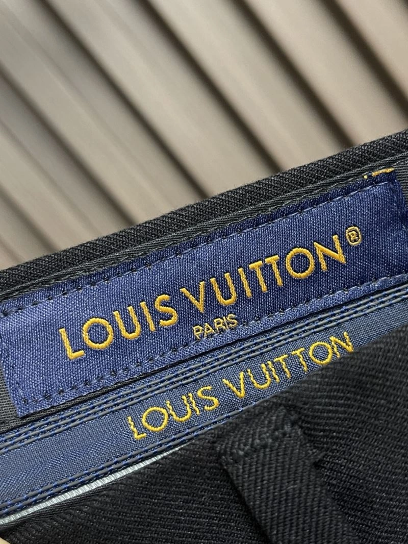 Cut-rate Louis Vuitton Short Pants