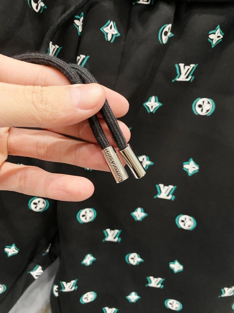 Exact replica Louis Vuitton Short Pants