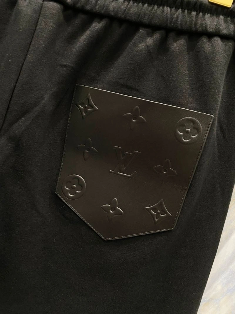 Top match Louis Vuitton Short Pants