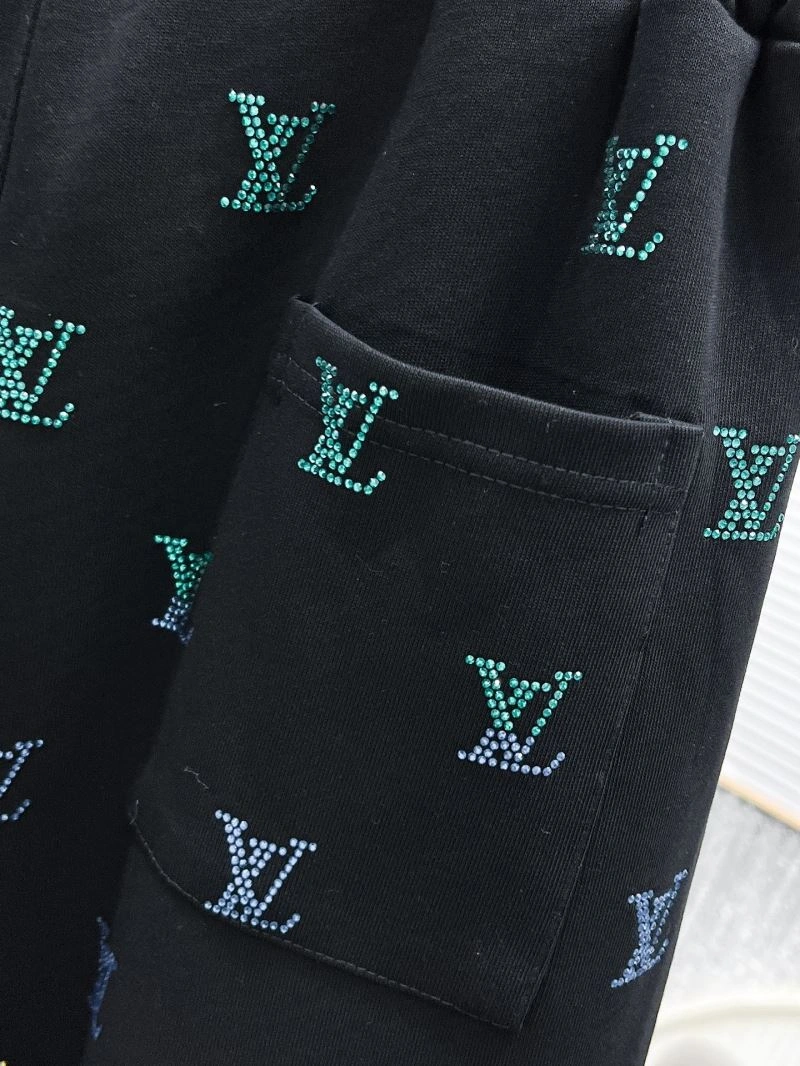 Factory-made Louis Vuitton Short Pants
